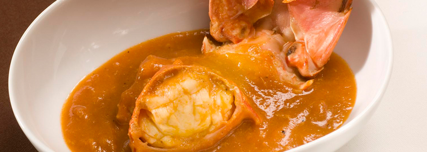 Caldereta de langosta (lobster stew)