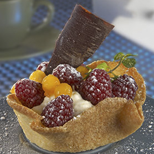 Tuile Cups with Persimon® Cream | Foods & Wines from Spain